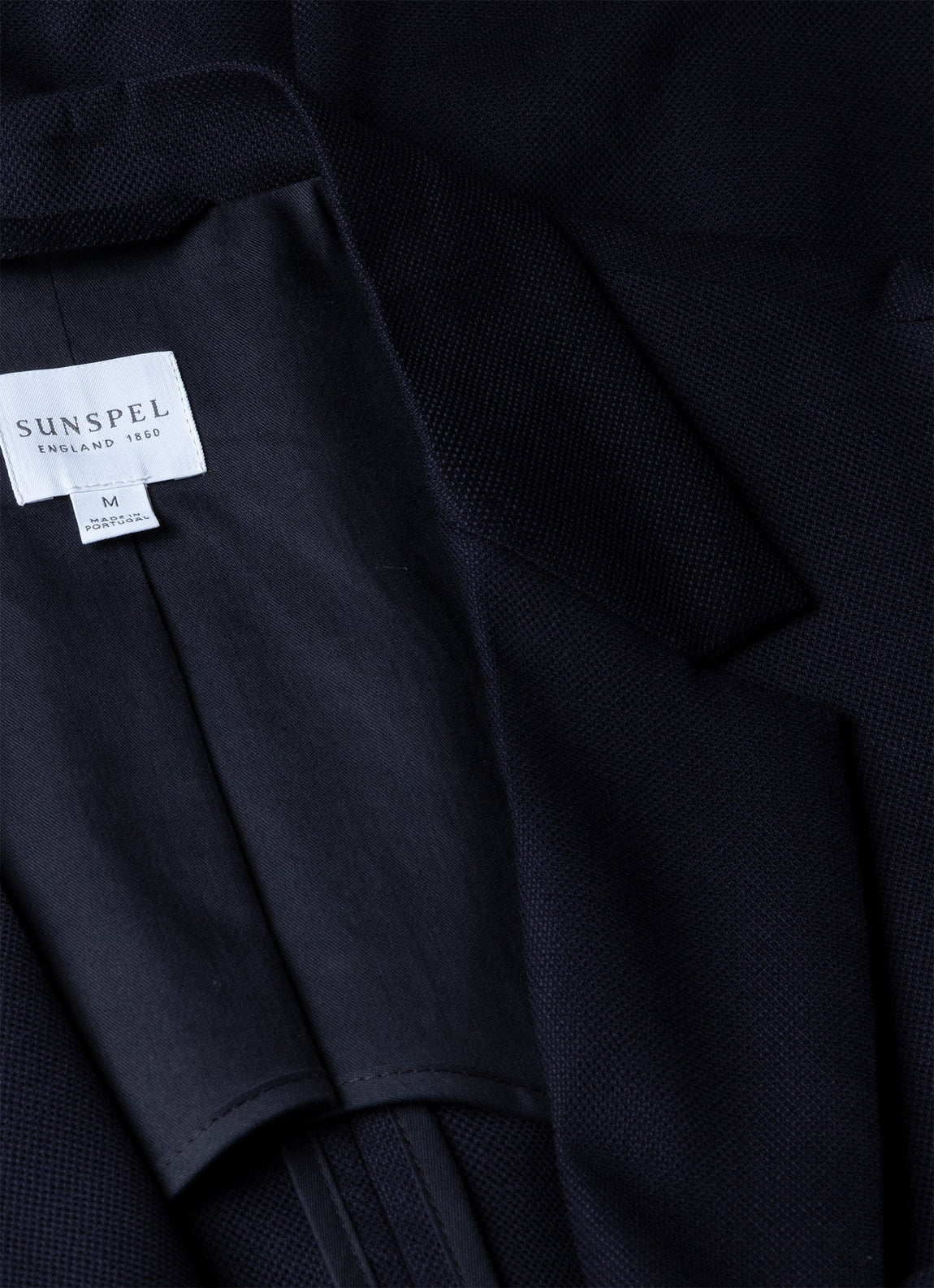 Men's Lightweight Travel Wool Two-Piece Suit in Navy | Sunspel