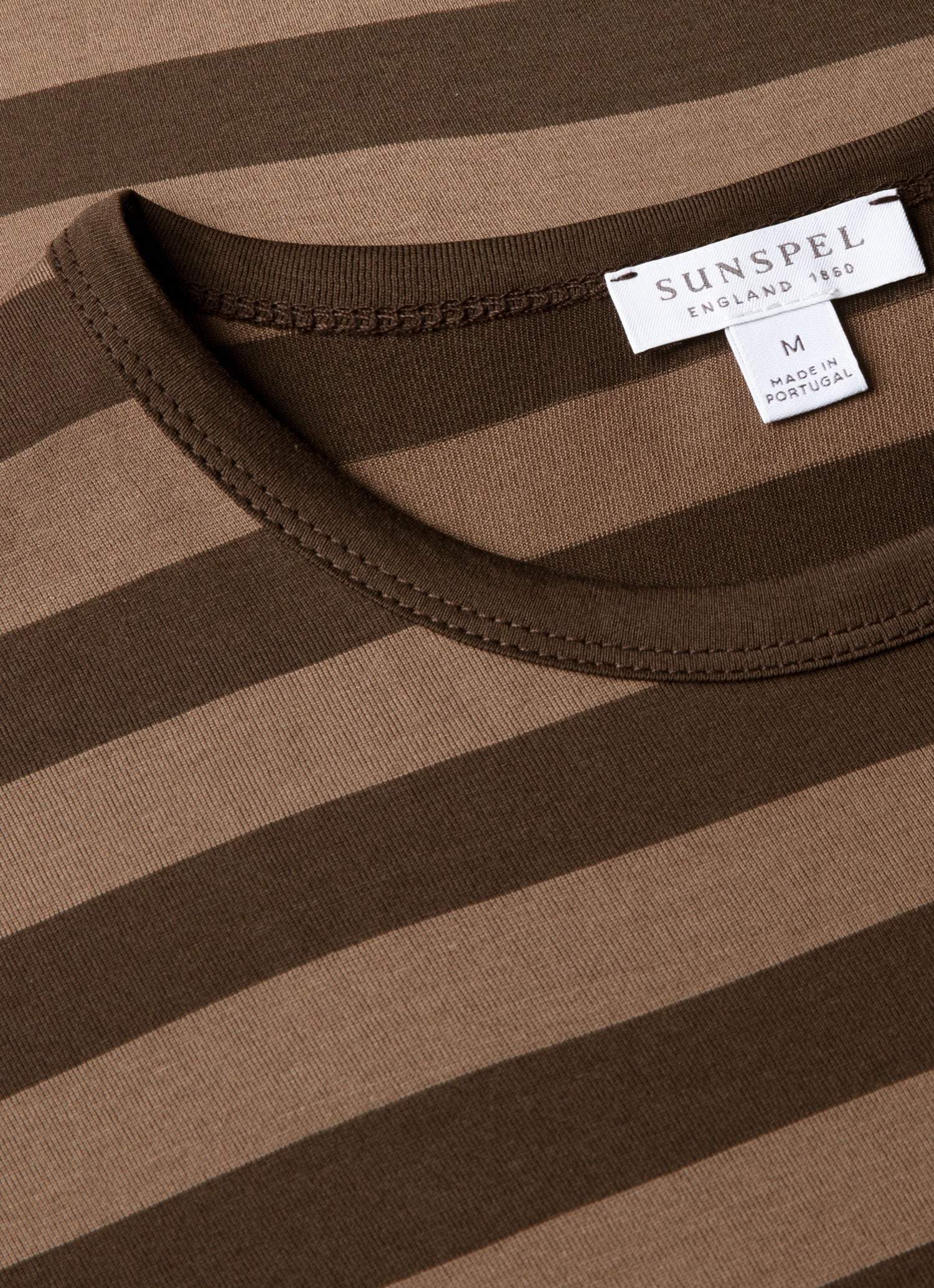 Men's Classic T-shirt in Dark Cedar/Dark Chocolate | Sunspel